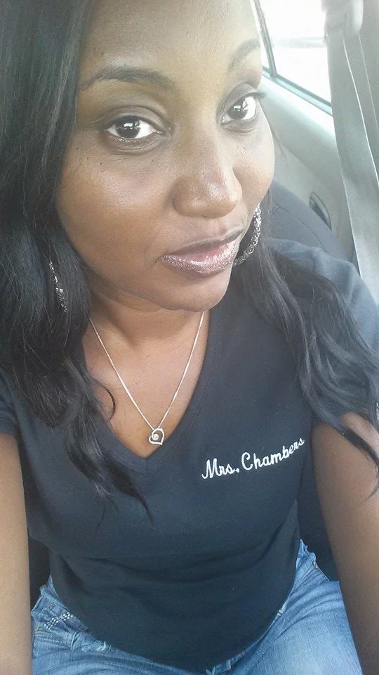 All About Kia Chambers - ComeWagAlong.com